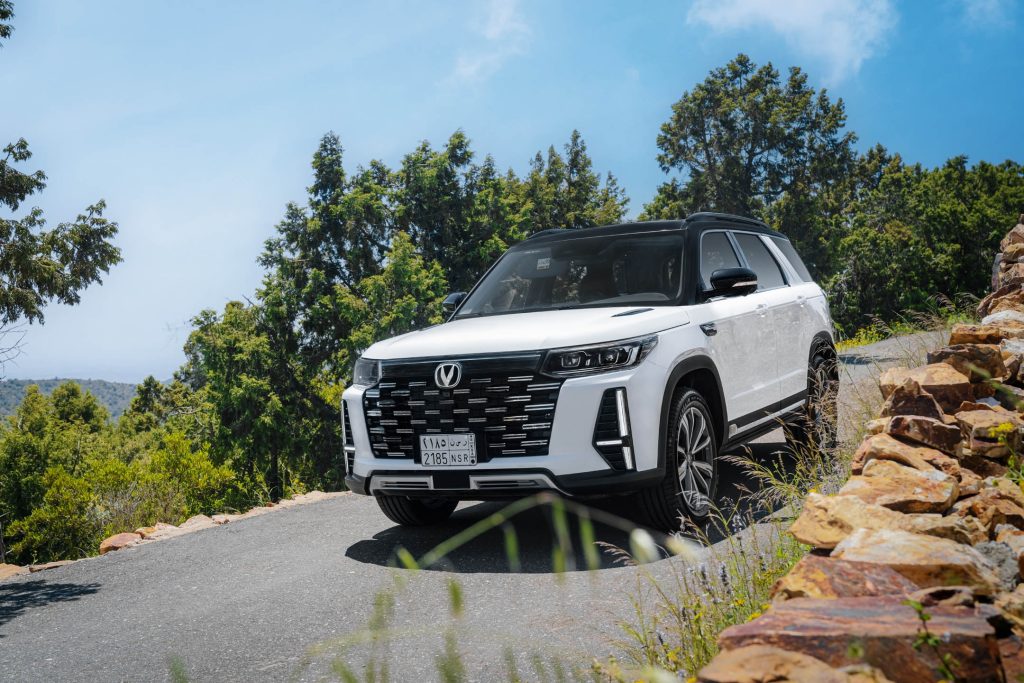 Comprehensive Review of 2025 Changan CS95