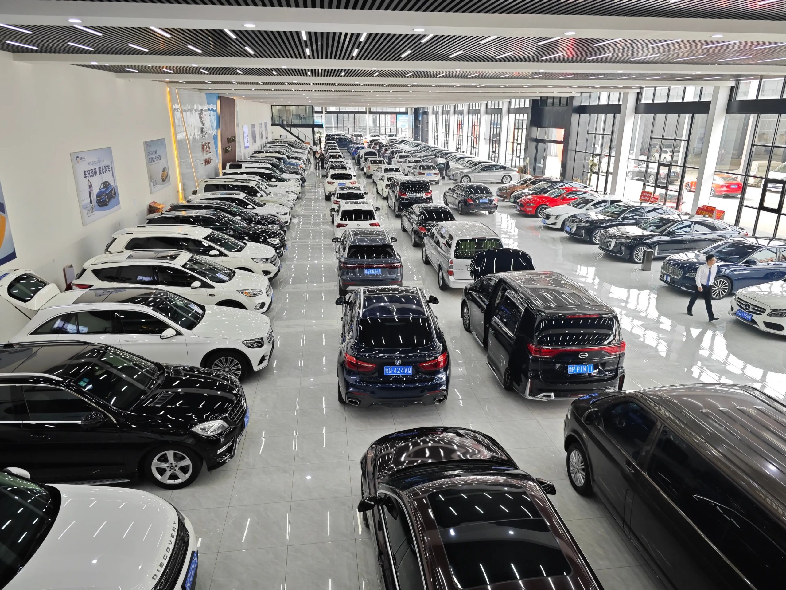 92 of Chinese Used Car Dealers Face Losses as Prices Plummet