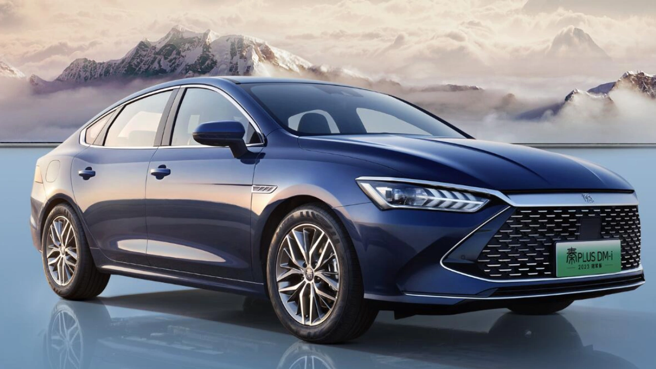 5 Chinese Sedan Cars Under AED 100,000 You Should Consider