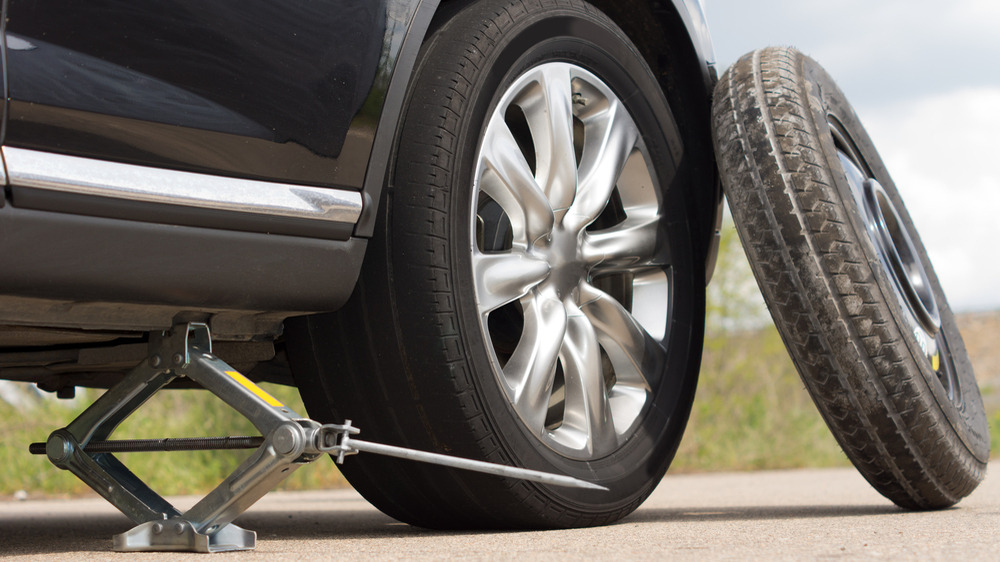 Flat Tyre Fixing Made Simple Get Back on the Road with Confidence