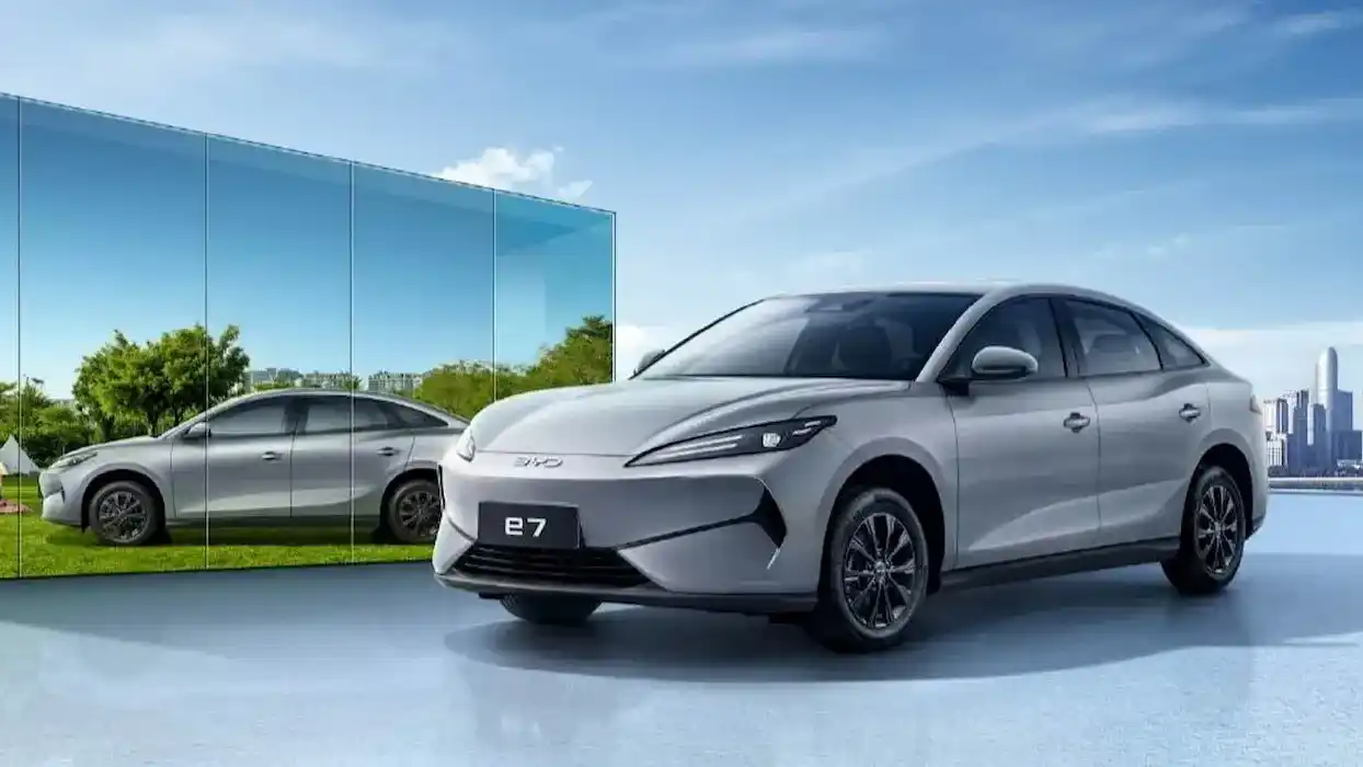 BYD e7 Electric Sedan Debuts with Starting Price of 53,000 AED