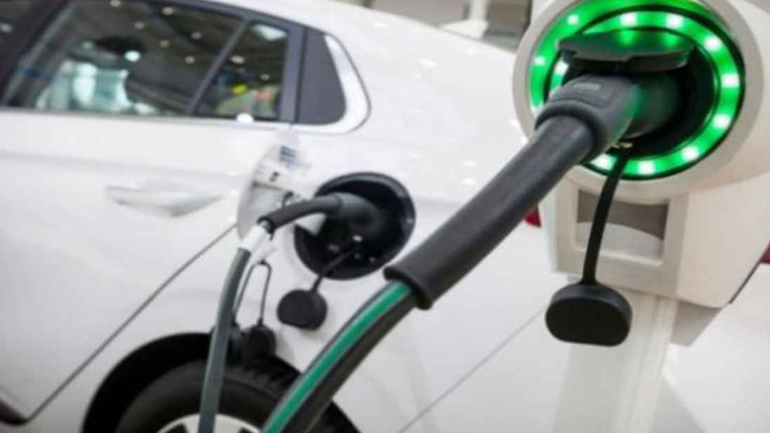Can You Charge Your Electric Car in Abu Dhabi with a DEWA Card A Deep ...